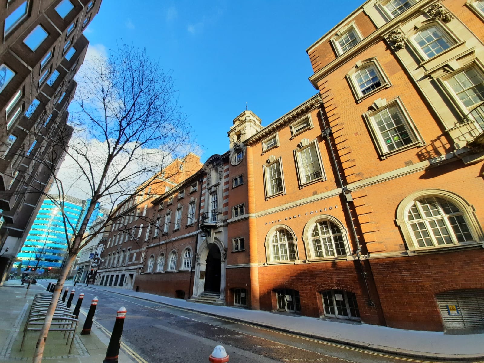 Walking London's Roman Walls