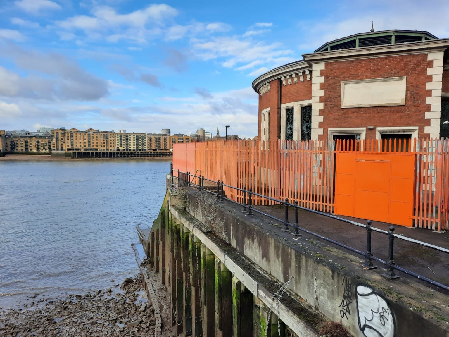 The Rotherhithe Peninsula - A Historic Walk – Salterton Arts Review