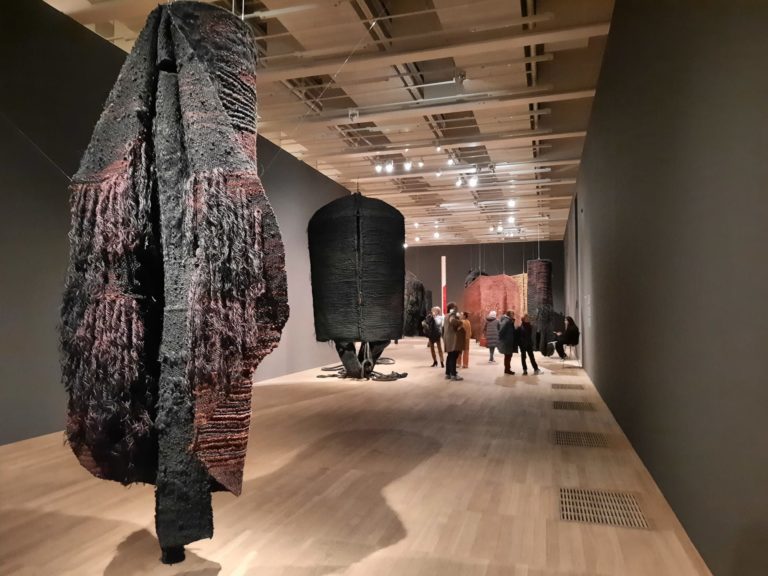 Magdalena Abakanowicz: Every Tangle Of Thread And Rope - Tate Modern ...