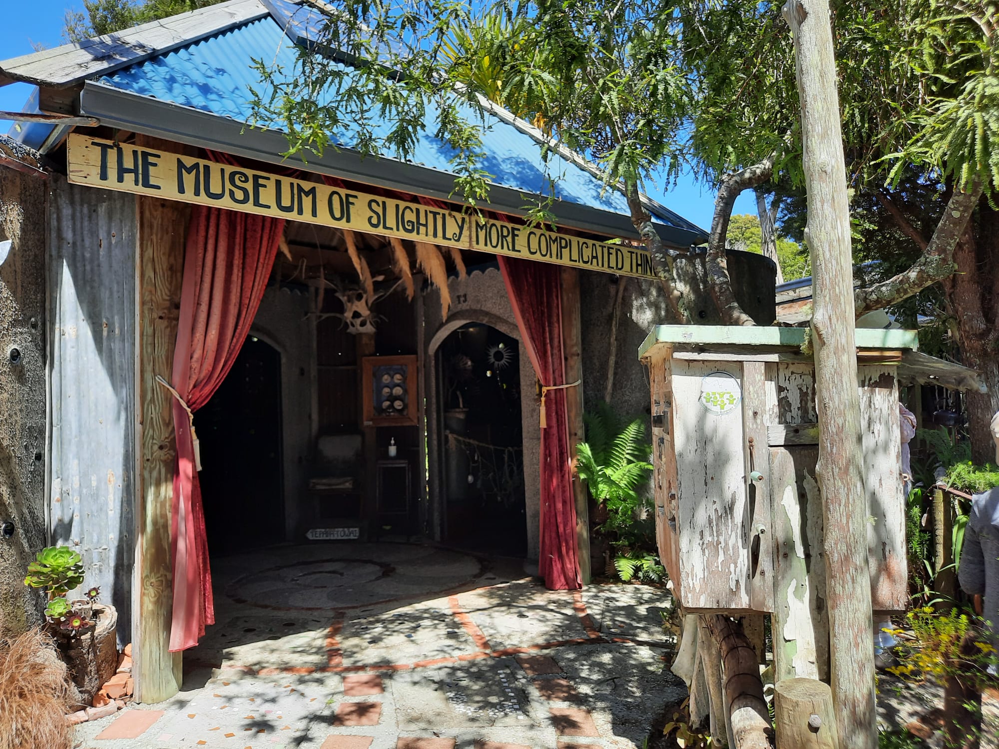 The Lost Gypsy Gallery, Papatowai – Salterton Arts Review