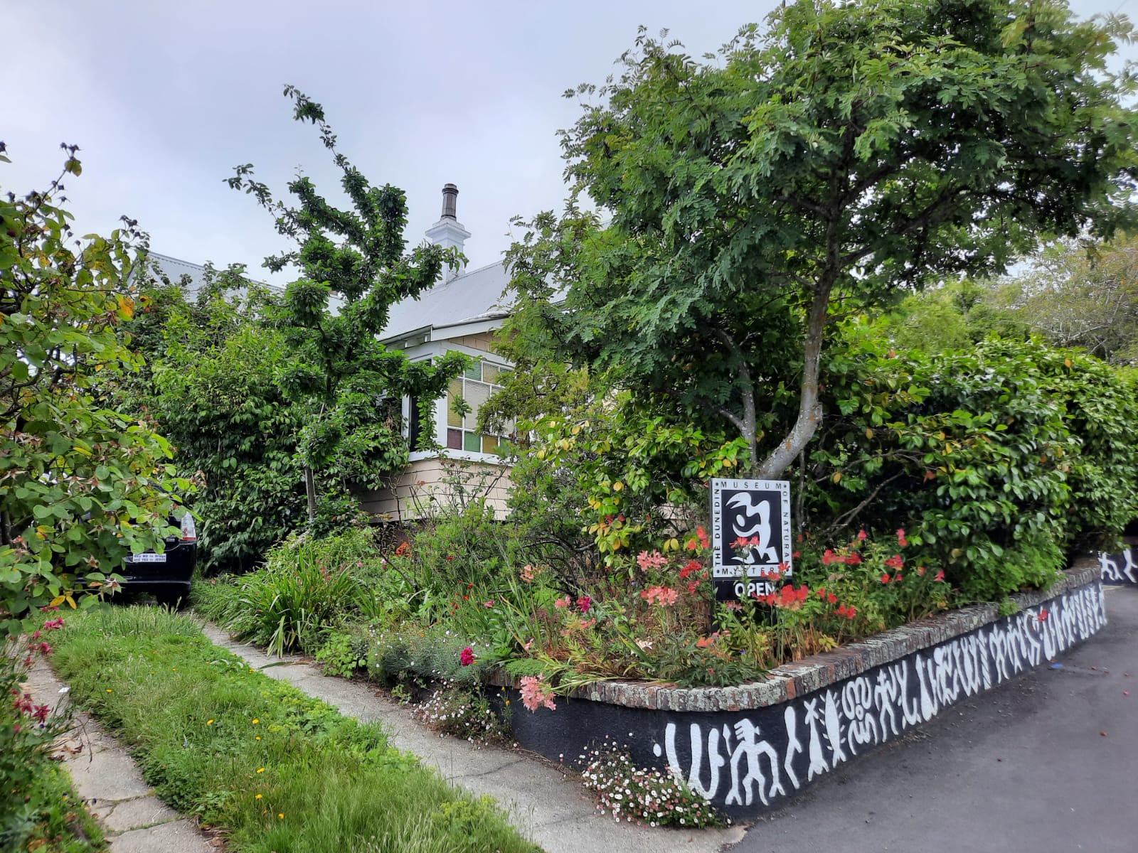 Dunedin Museum Of Natural Mystery – Salterton Arts Review