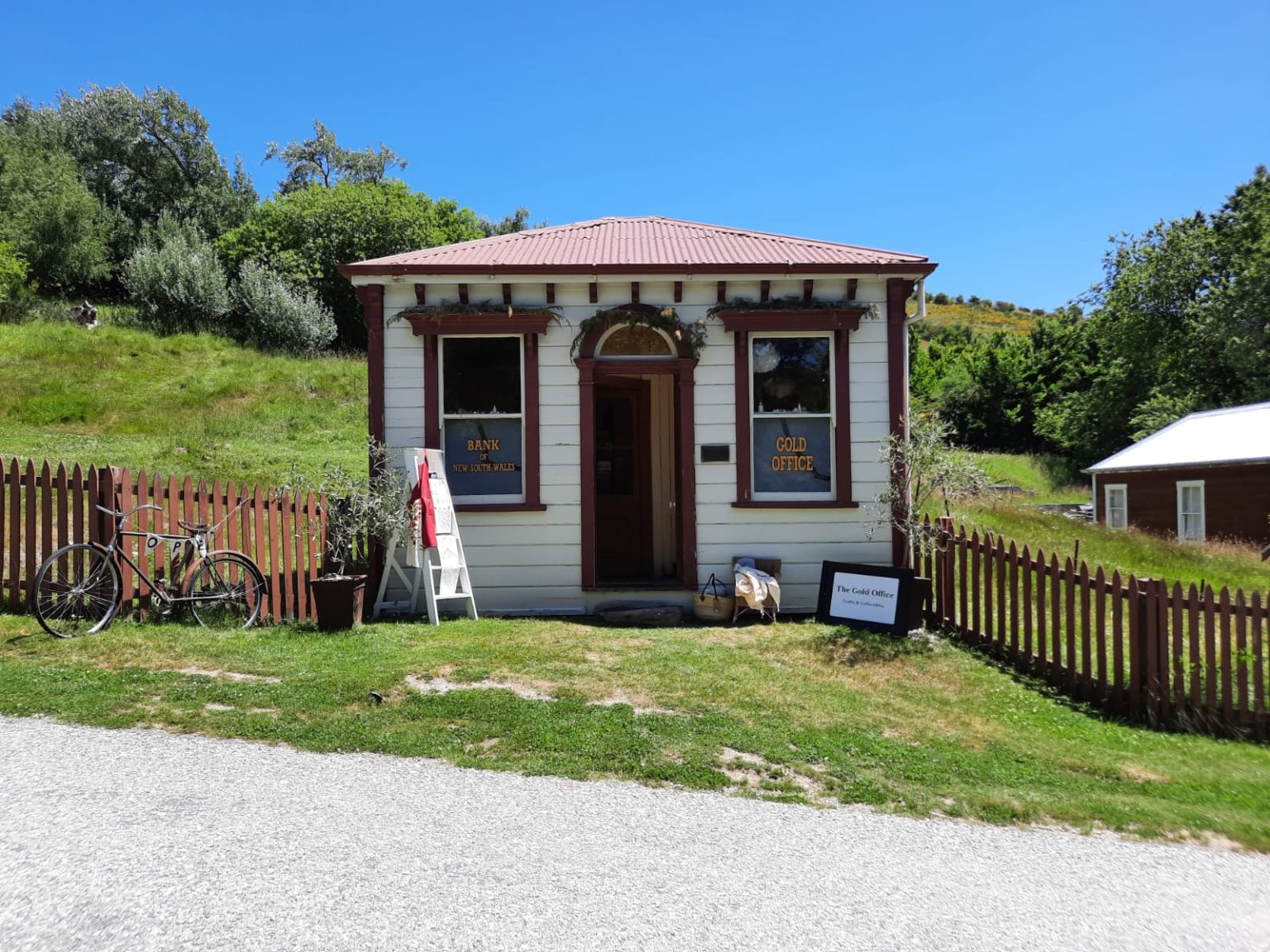 Central Otago's Gold Rush Sights: A Historian's Guide – Salterton Arts ...