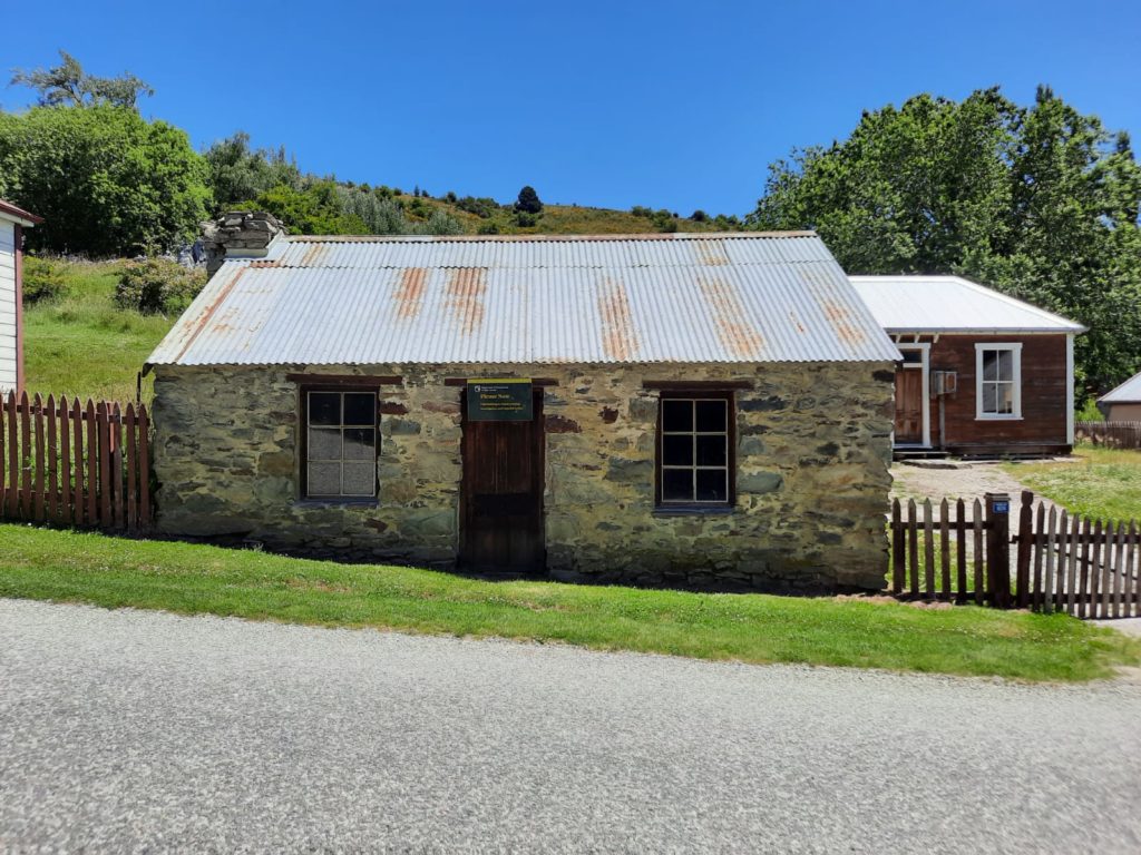 Central Otago's Gold Rush Sights: A Historian's Guide – Salterton Arts ...