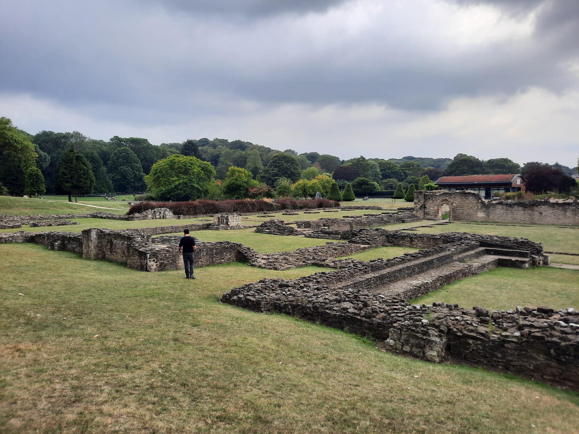 Lesnes Abbey, London – Salterton Arts Review