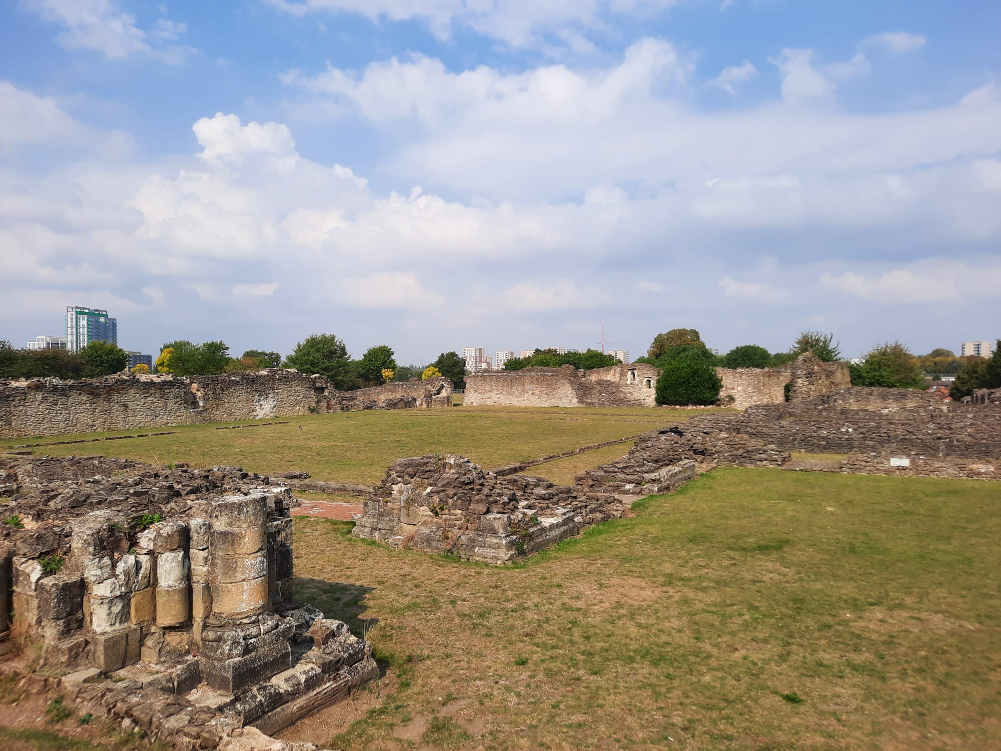 Lesnes Abbey, London – Salterton Arts Review